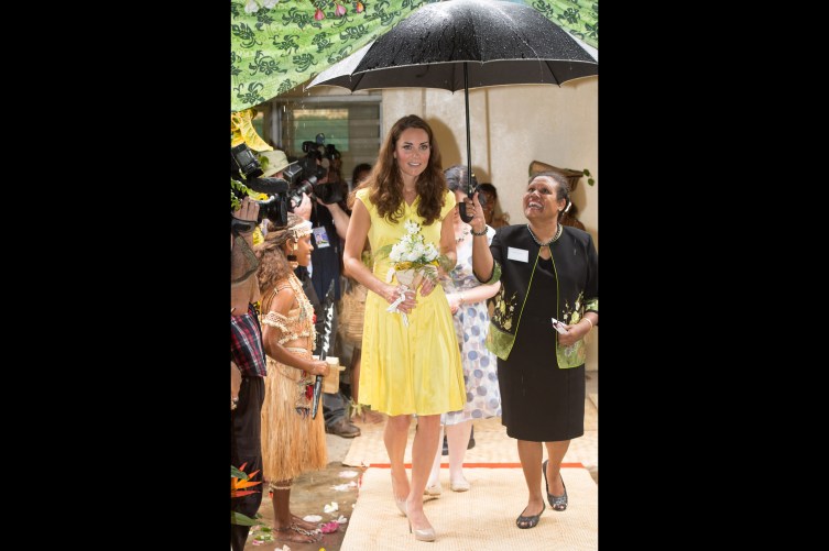 Look Book: The Best Outfits from Kate Middleton’s Southeast Asia Tour ...