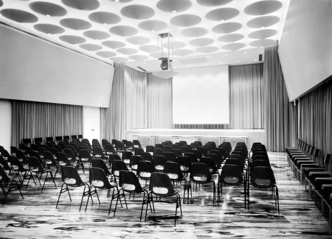 Through Don Draper’s Eyes: A Tour of the Time-Life Building of the ...